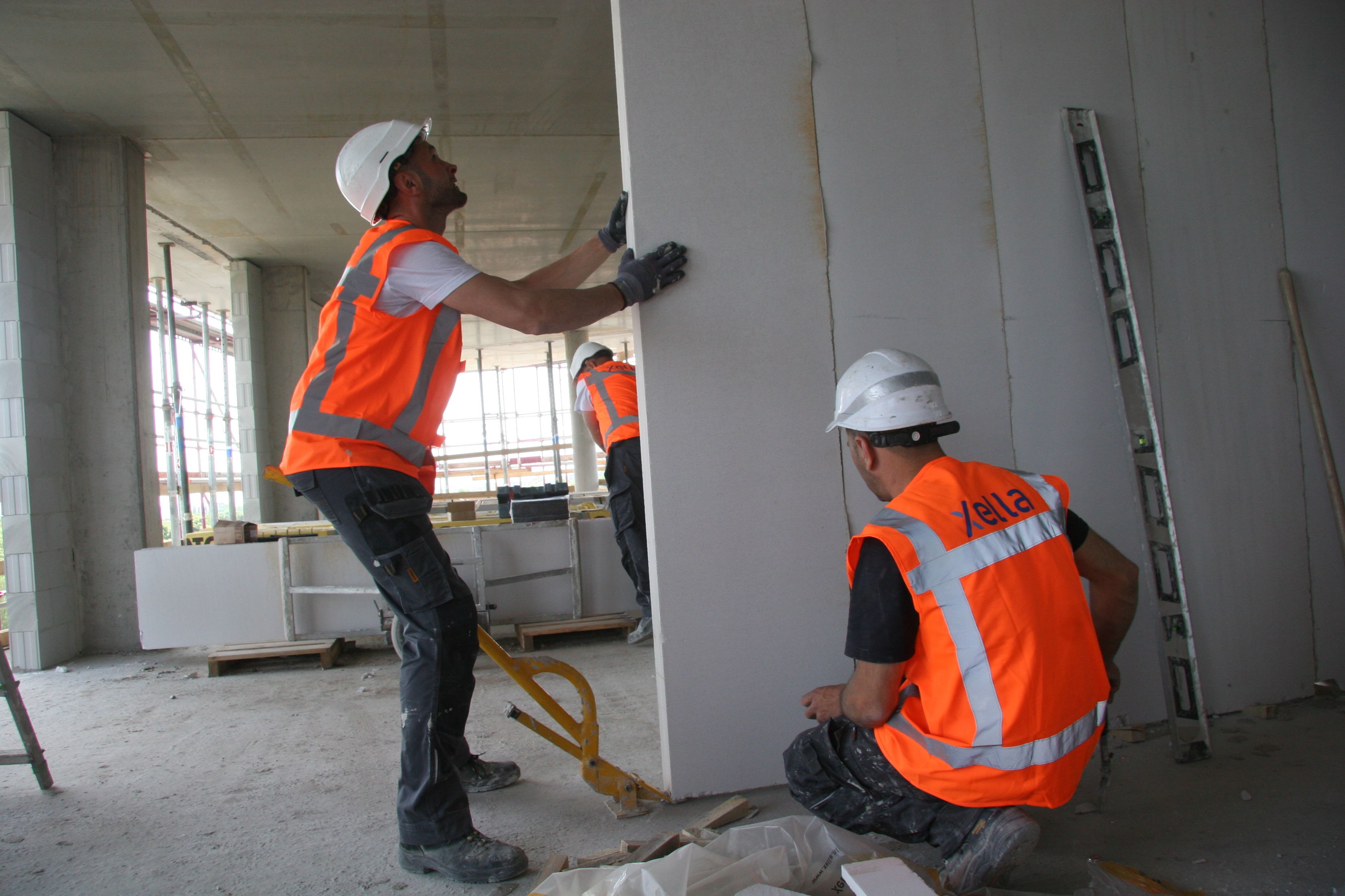 Building the hotel of the future with Living Tomorrow - Corporate ...